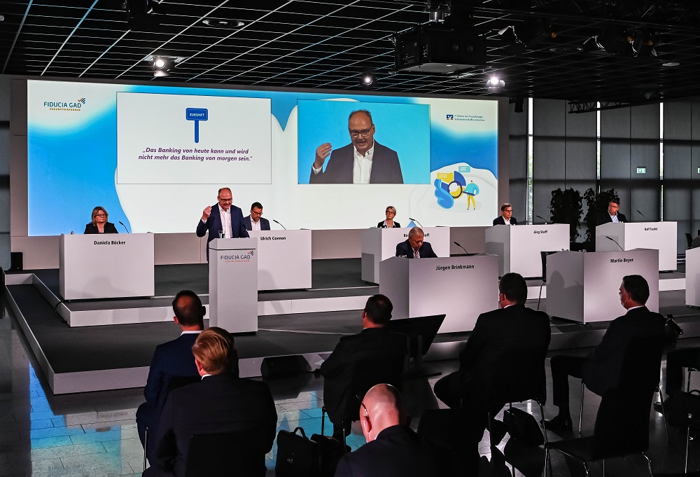 Aus Fiducia : Fiducia Gad It Atruvia – JIGTVR
